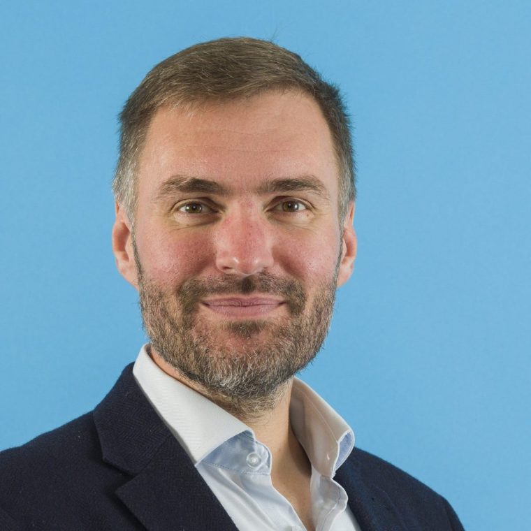 My Gen Z team refuse to work overtime or go to events – it’s holding ...