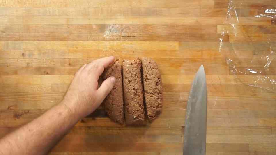 This 100% plant-based steak looks and tastes unreal