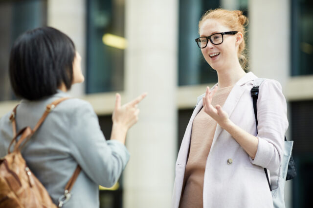People Who Talk to Strangers Often Have These 15 Positive Traits
