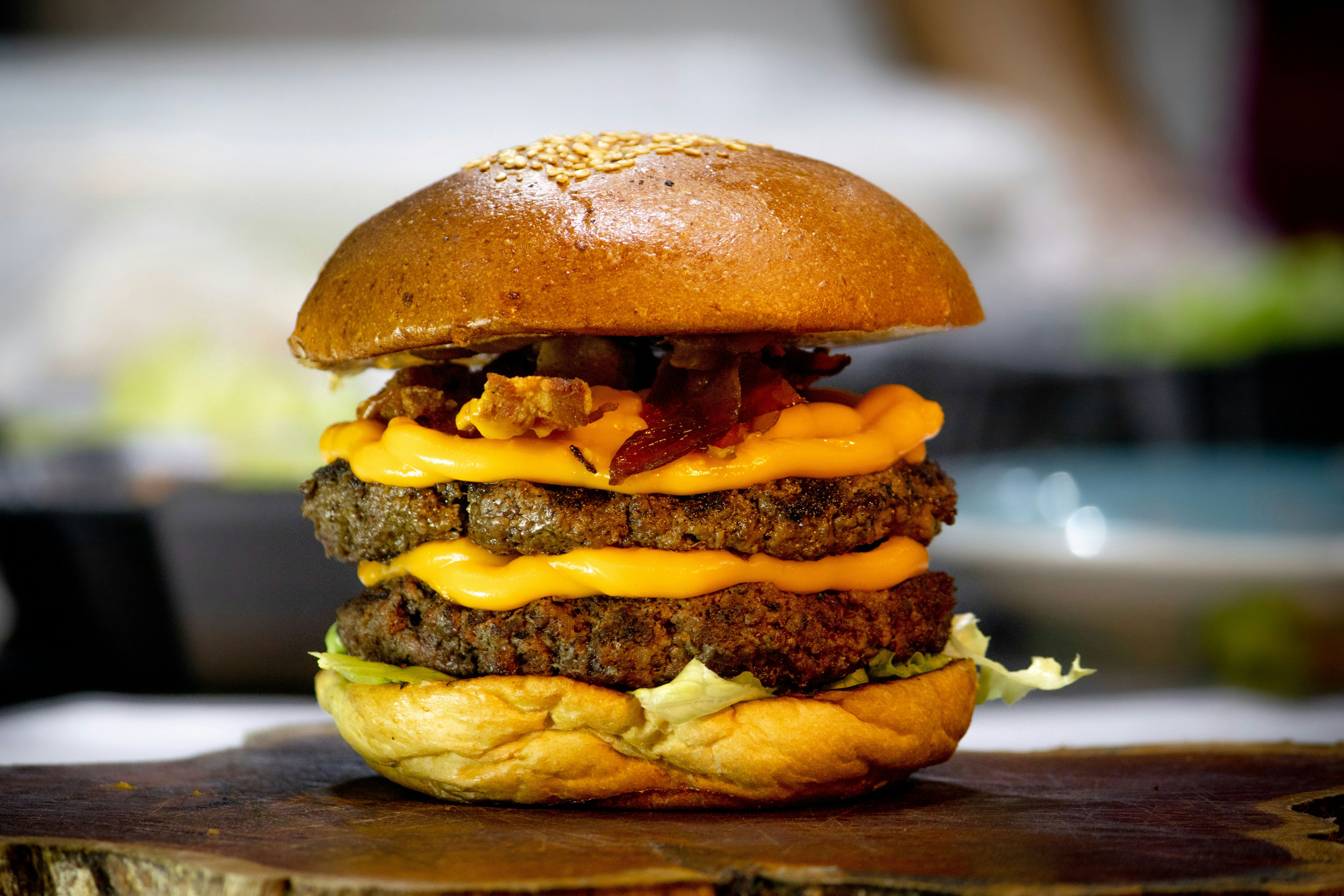 5 Restaurants Serving the Lowest-Quality Ground Beef Burgers