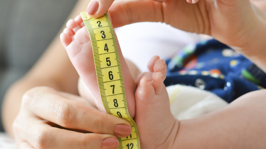 Your baby's birth length: What's average, what's "normal," and what it ...