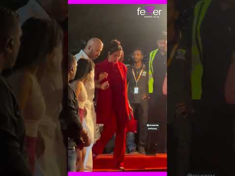Malaika Arora slaying in Red