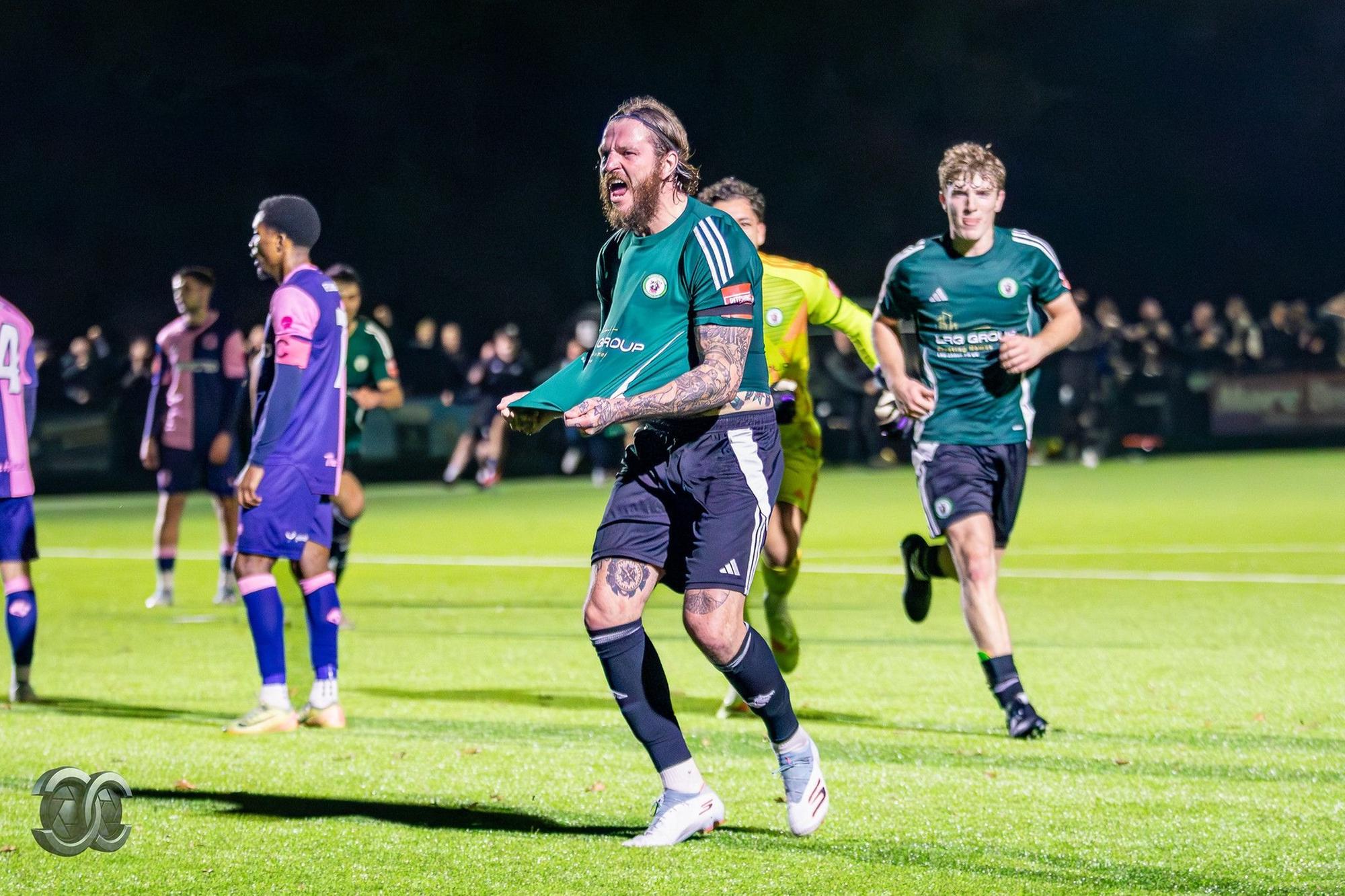 Rea hit's last gasp equaliser for a point