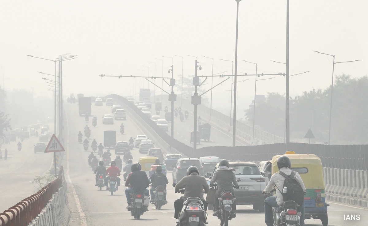 Delhi Records Coldest November Morning In 3 Years At 8.7 Degrees Celsius