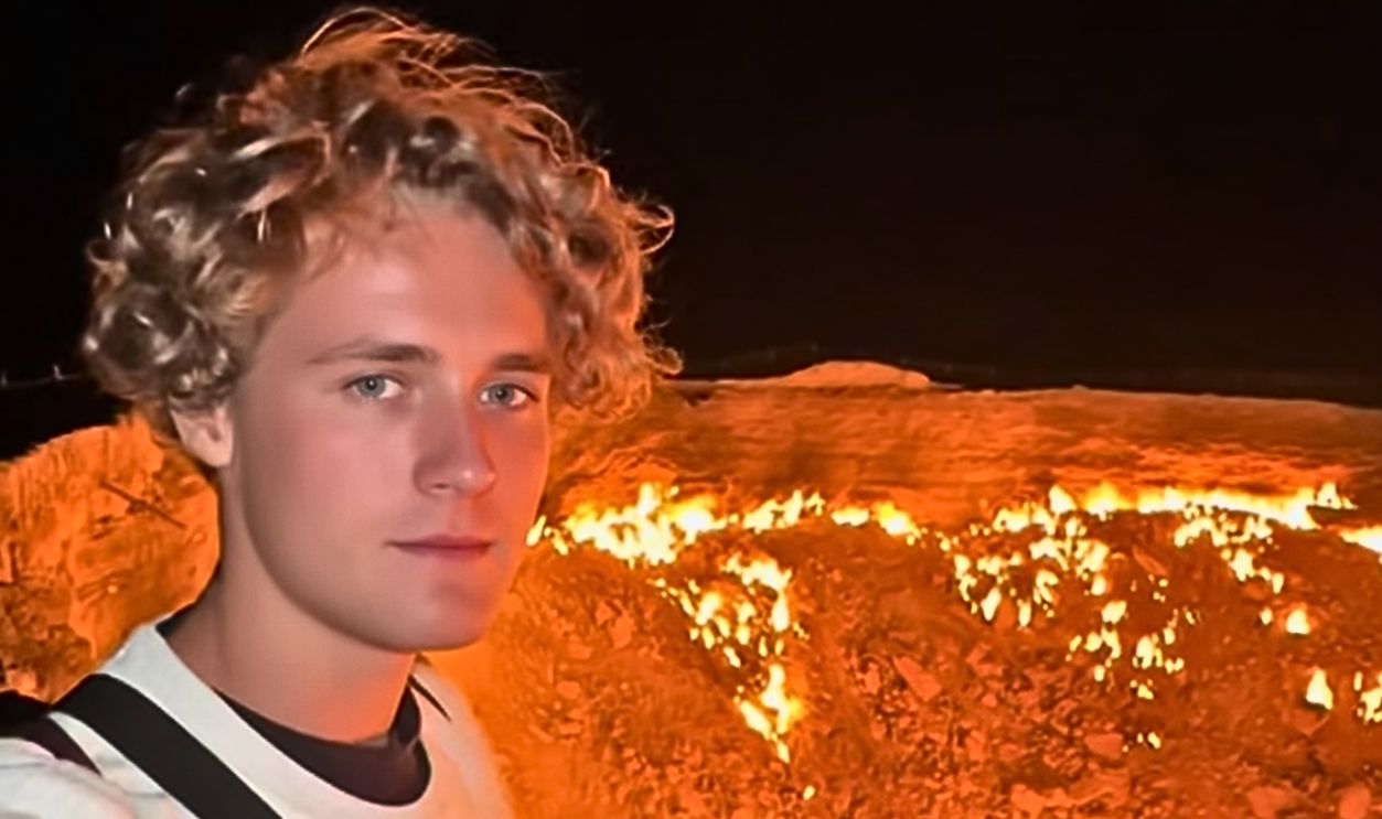 Archaeologists conducting a survey at Saudi Arabia's "Gates of Hell ...