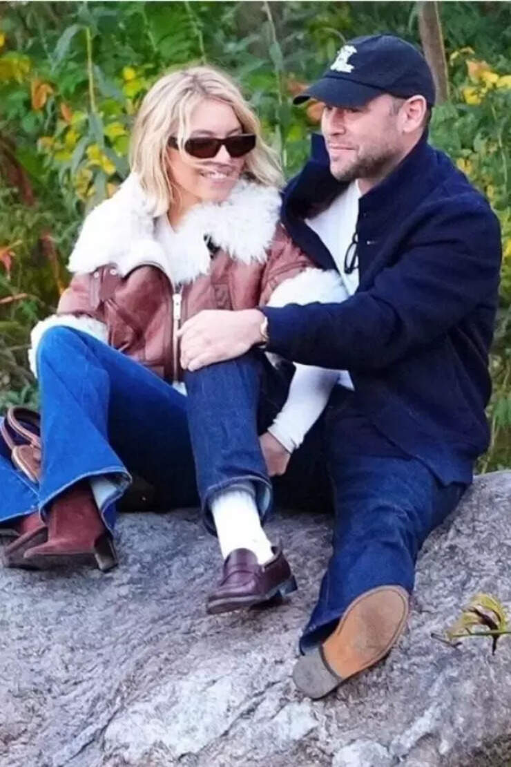 Are Taylor Swift’s fans behind Sydney Sweeney’s Christy flop? Here’s ...