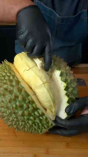 ทุเรียนนี้พีคกว่าที่คิด