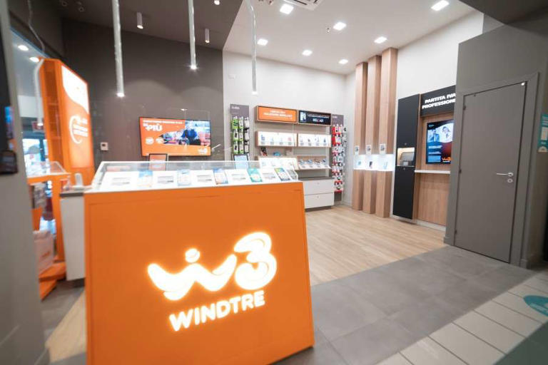 Wind Tre spinge con l'offerta da 220 giga ad un prezzo davvero troppo basso