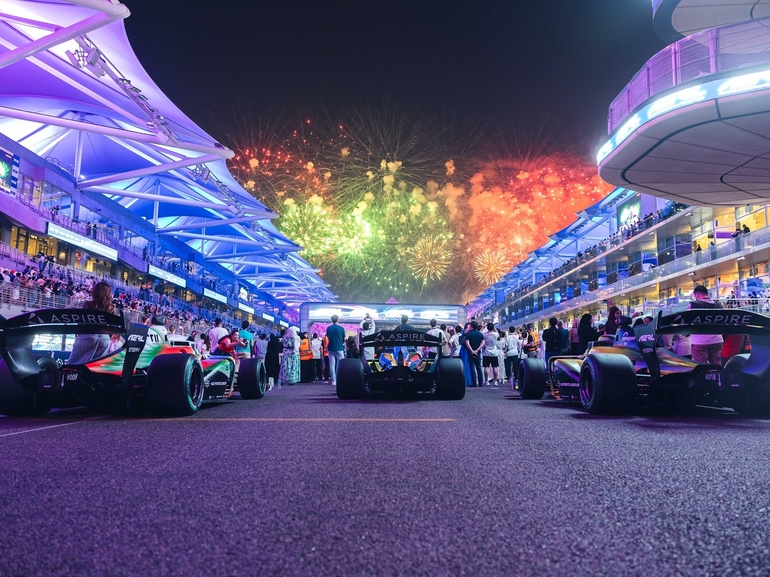 A2RL Season 2 Delivers World’s First Six-Car Autonomous Grand Final In ...