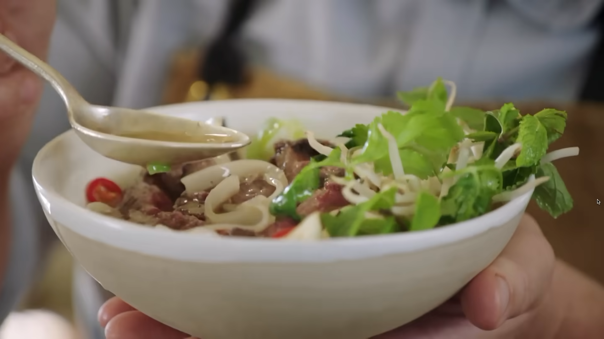 The most painful Uncle Roger review yet