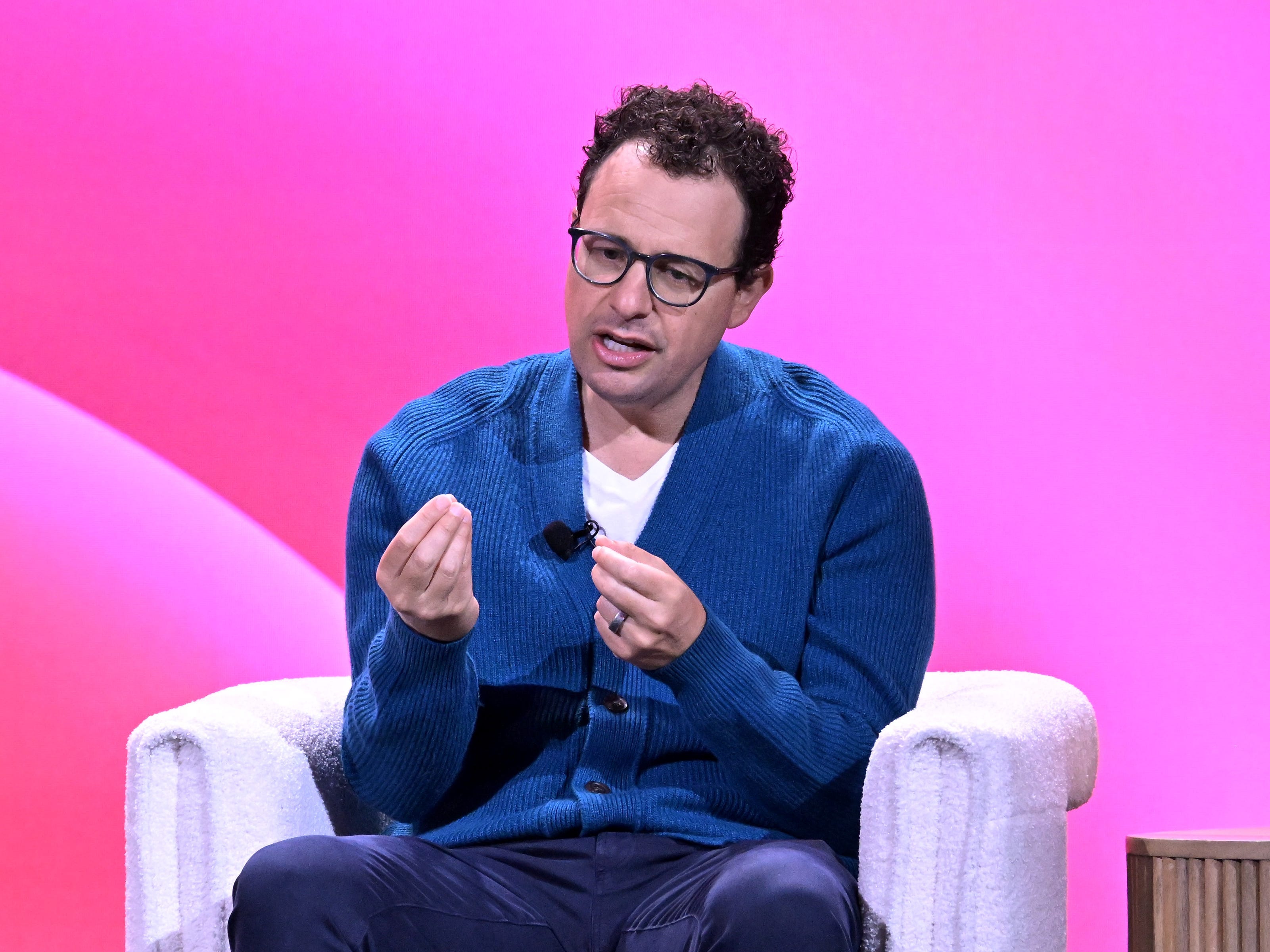 Anthropic's CEO says he's 'deeply uncomfortable' being one of the few ...