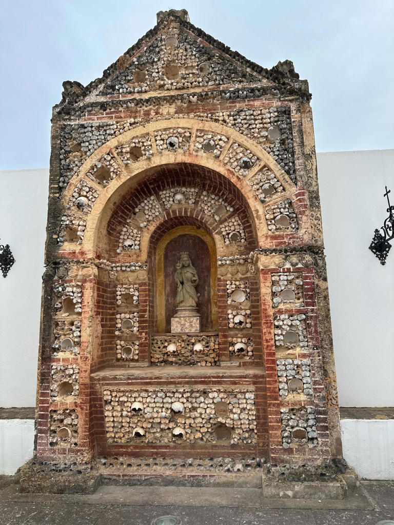 'My new friends and I tasted Sir Cliff Richard's wine at his Algarve ...