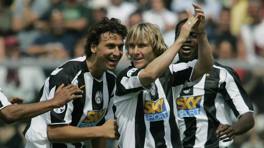 The 10 Best Juventus Home Kits of All Time—Ranked
