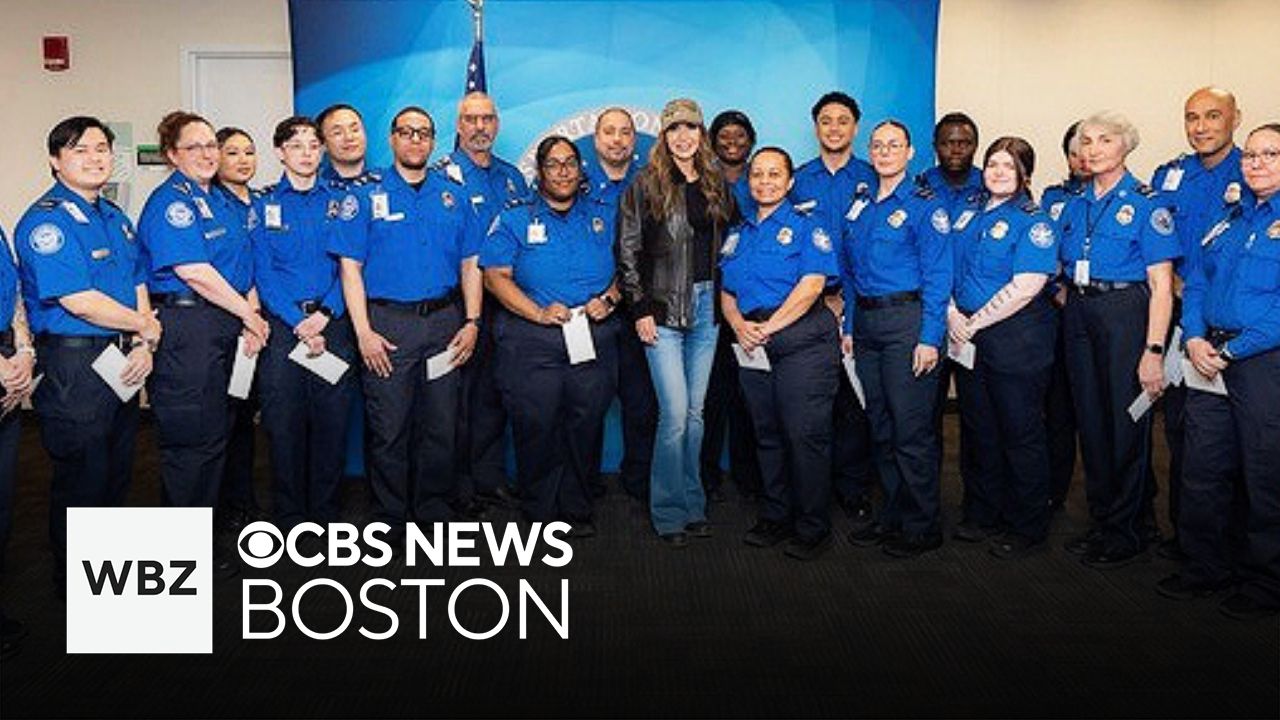 Homeland Security gives Logan Airport TSA workers $10,000 bonuses