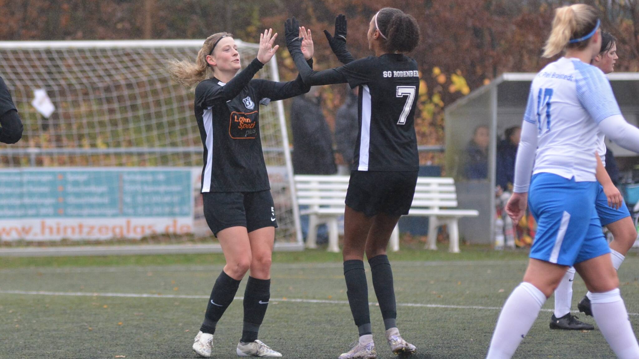 Maike Wittekindt trifft dreimal: SG Rodenberg schlägt FC Pfeil ...