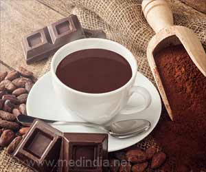 Flavanol-Rich Cocoa May Shield Blood Vessels During Long Sitting