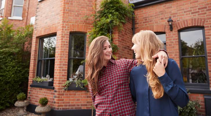 Young Americans are now pooling their funds to afford homeownership ...