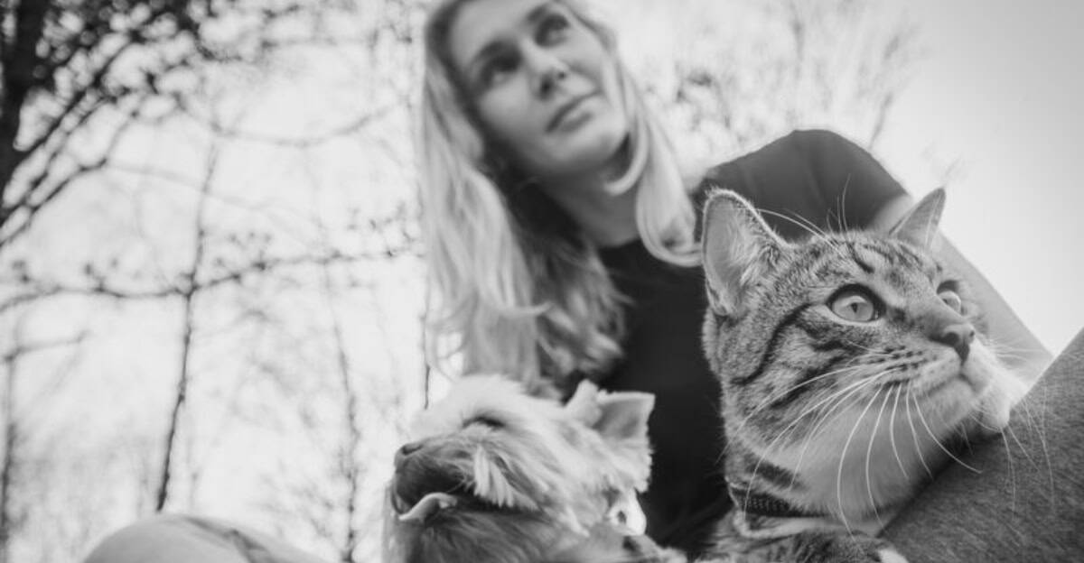 What Being a Cat or Dog Person Says About Your Personality