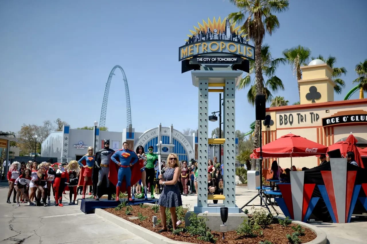Six Flags’ Saudi Theme Park, With World’s Tallest And Fastest Roller ...