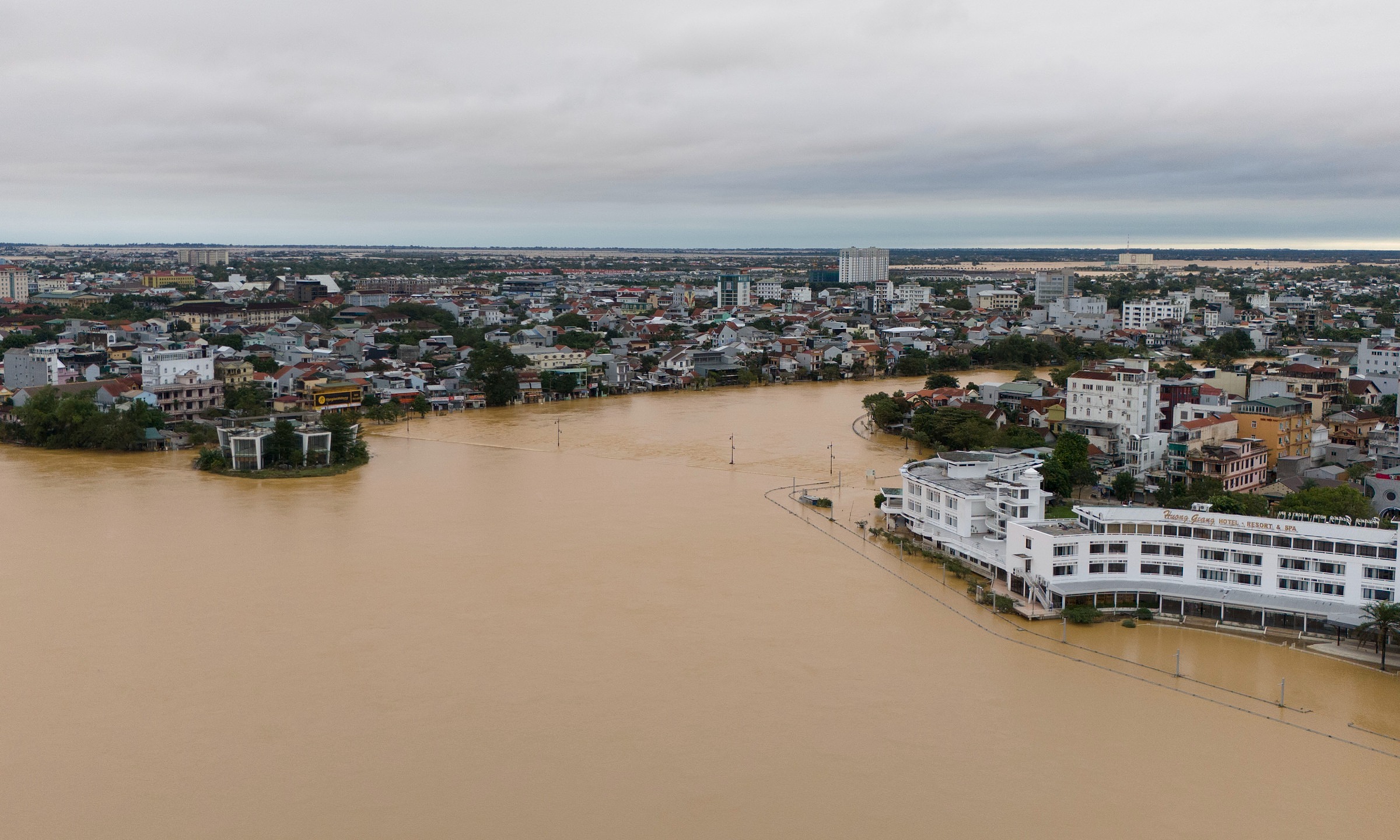 Vietnam's Hue goes underwater again as torrential rain and upstream dam ...