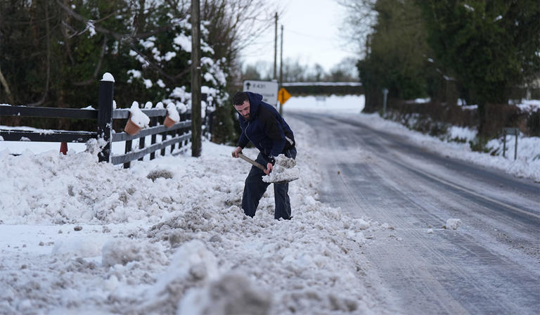 Will Ireland get snow? UK cold snap pushes Arctic air across the Irish Sea