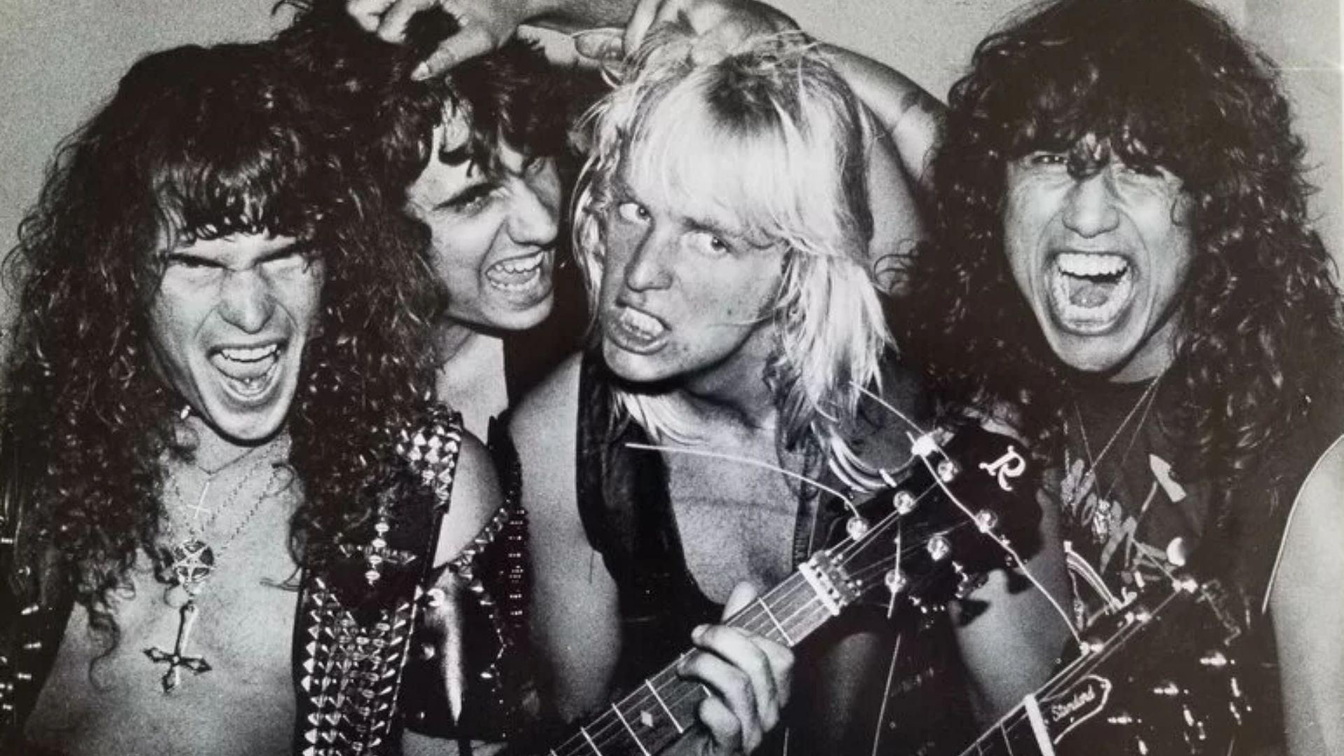 Slayer zapowiedział wznowienie "Hell Awaits" na 40-lecie wydania. Fani ...