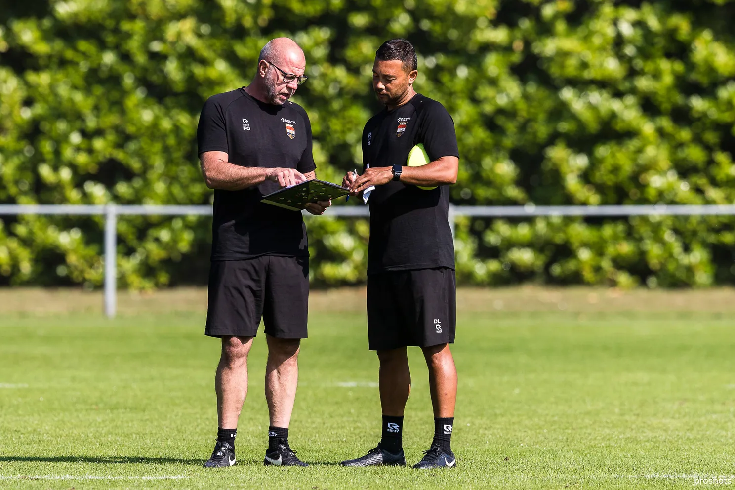 [Update II] Ajax bevestigt: Landzaat per direct toegevoegd aan staf Ajax 1