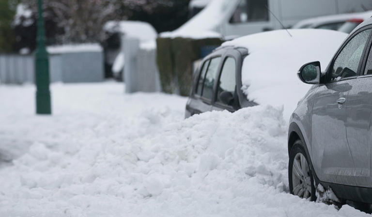 Will Ireland get snow? UK cold snap pushes Arctic air across the Irish Sea
