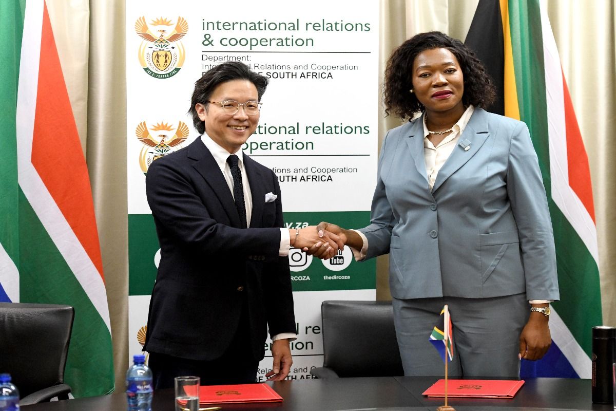 Hyundai donates 30 luxury minivans to transport delegates at G20 summit