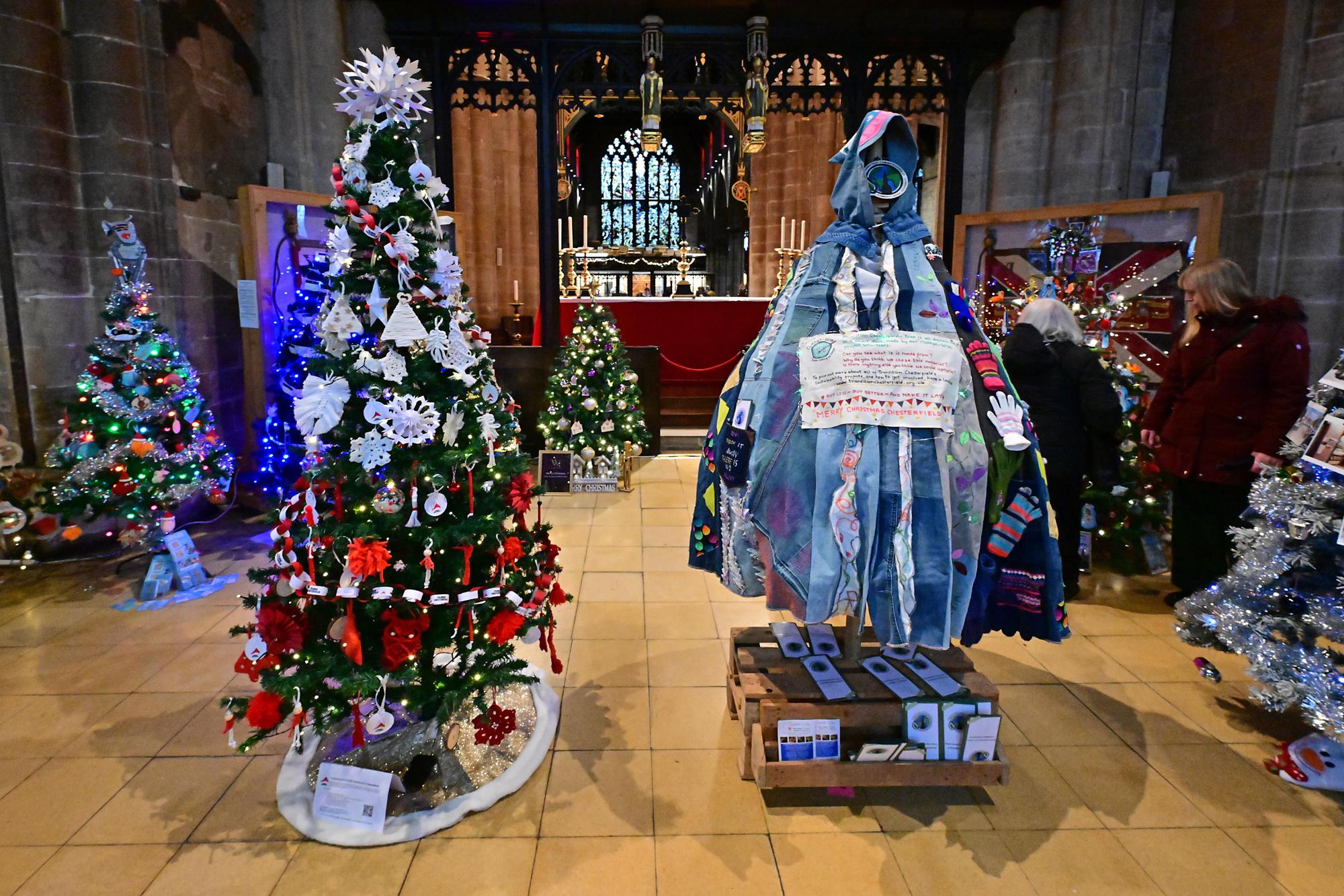Pictures: Over 100 trees decorated on show for the Festival of ...