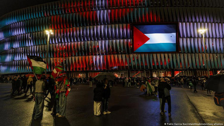 Palestine, Basques meet in first-of-a-kind football friendly