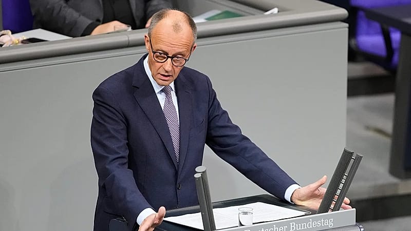 Alman hükümeti İsrail'e silah ihracat yasağını iptal etti