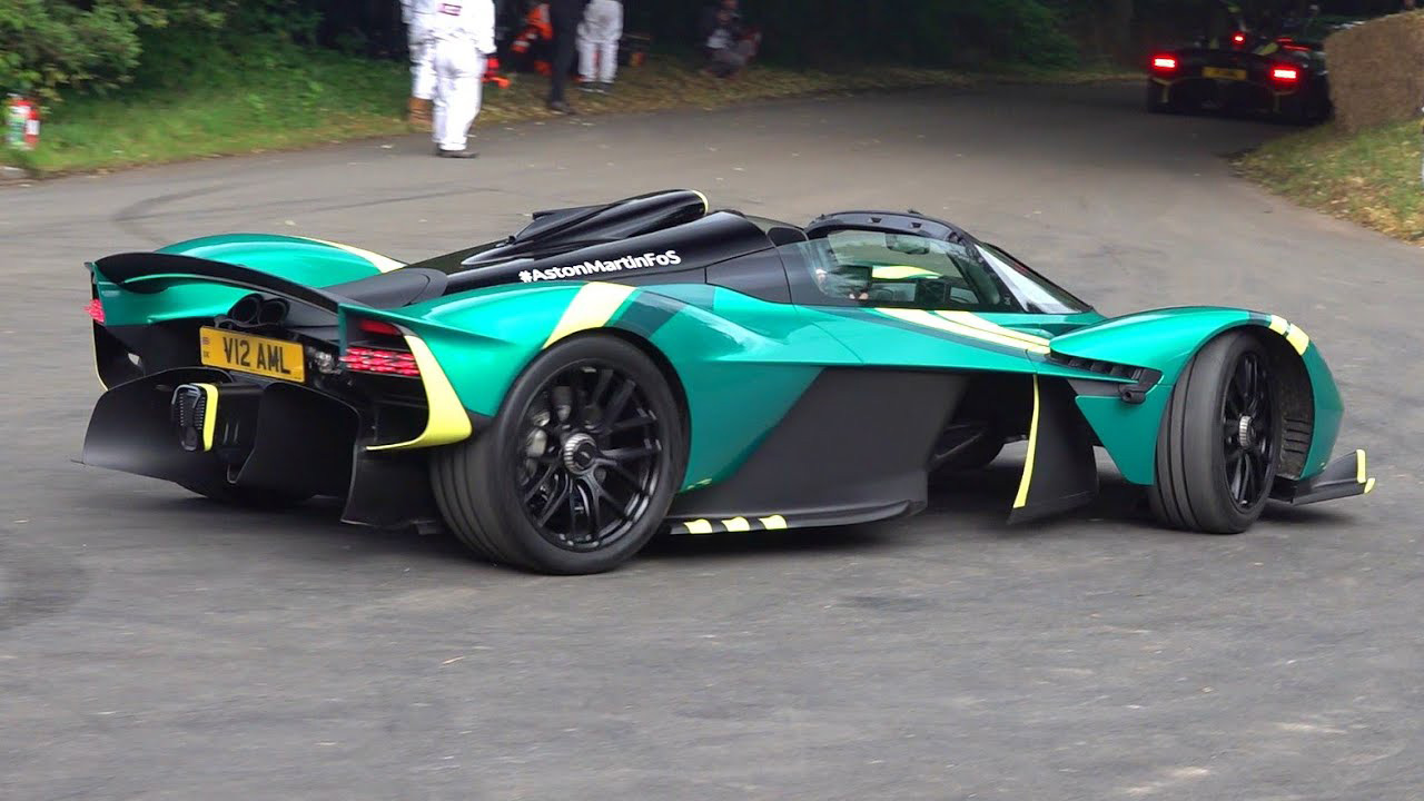 Aston Martin Valkyrie Spider V12 Sounds and Launch