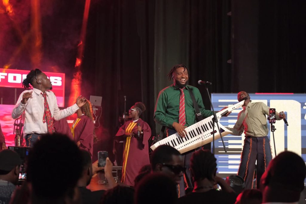 Nkyinkyim X’perience 2025 delivers a party stunner, puts revellers in ...