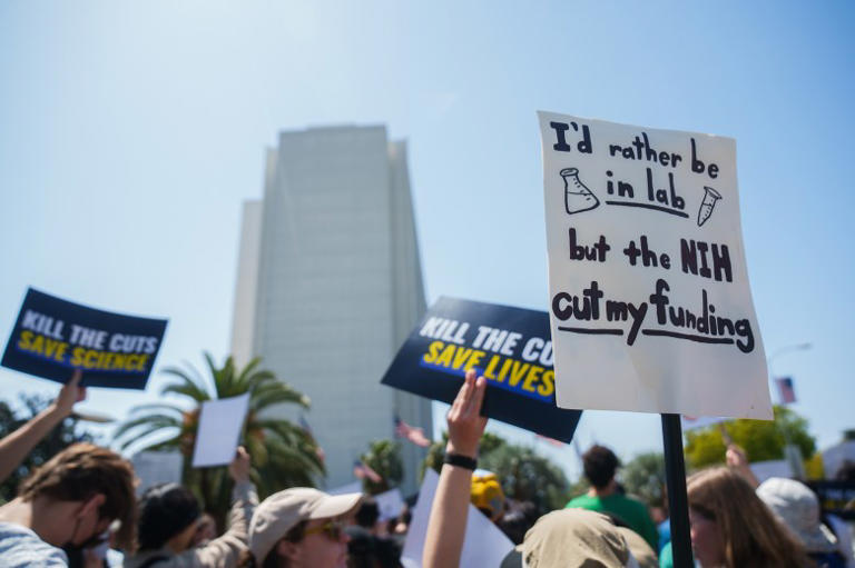 Trump cuts funding for permanent housing. Advocates say this will lead ...