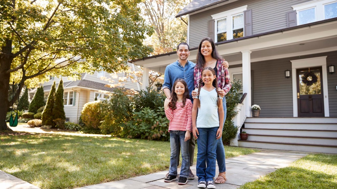 Small signs you belong to the upper middle class