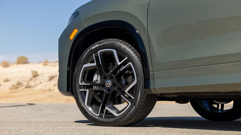 Das Auto: The Volkswagen Tiguan Has GTI Soul in an SUV Body