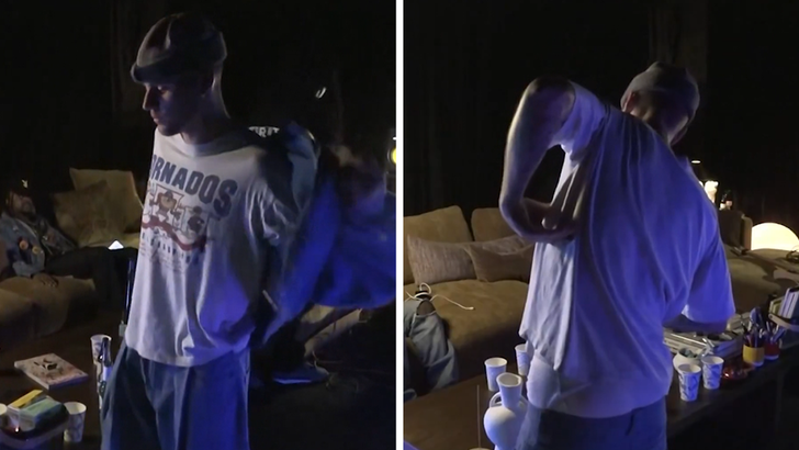 Justin Bieber Hurts Ribs in Electric Skateboard Fail