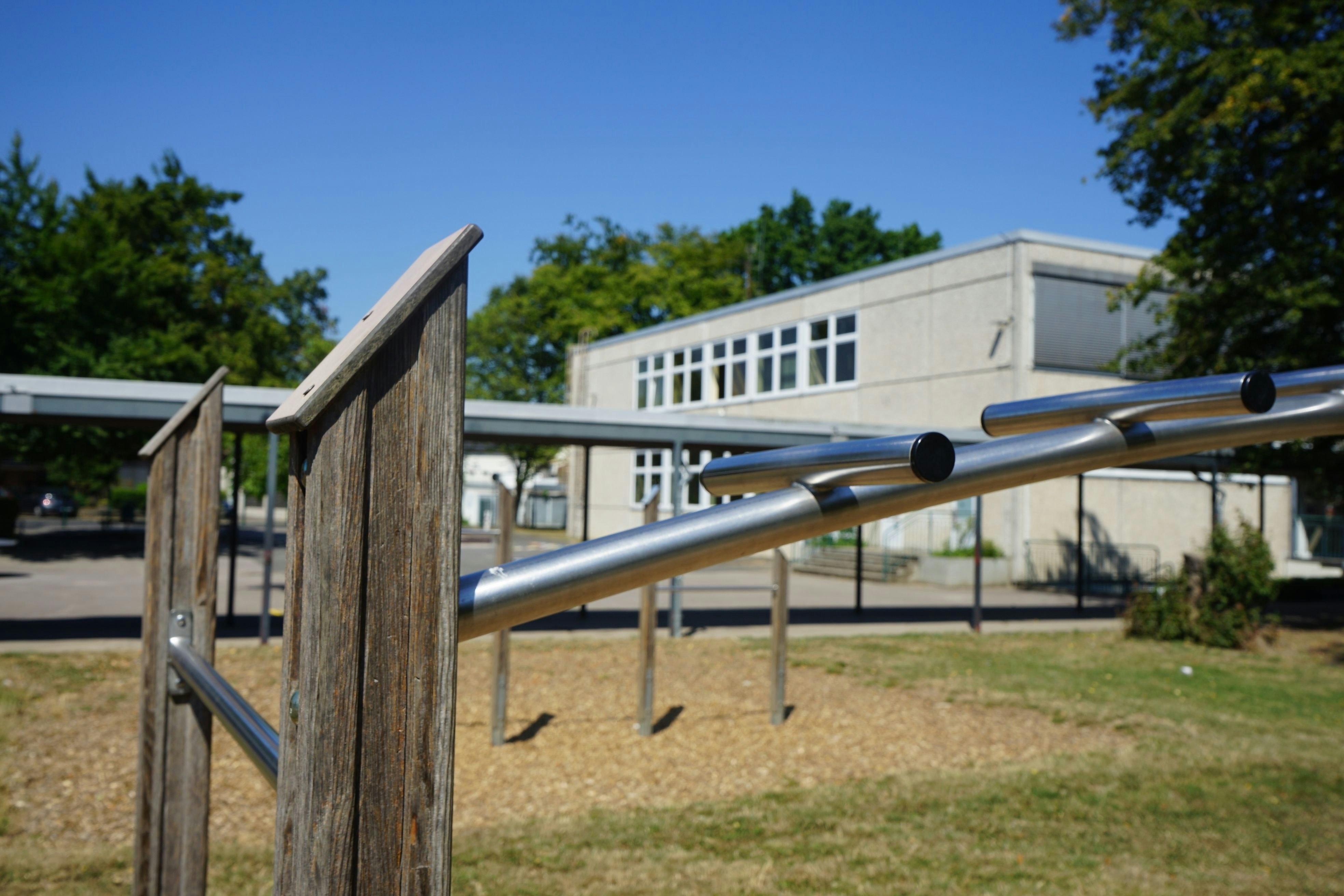 Missbrauchsvorwürfe: Grundschule in Bergheim möchte Hermann Gmeiner aus ...