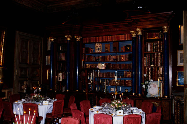 Xavier Niel s’offre le pavillon de musique de Madame du Barry pour 38,7 ...