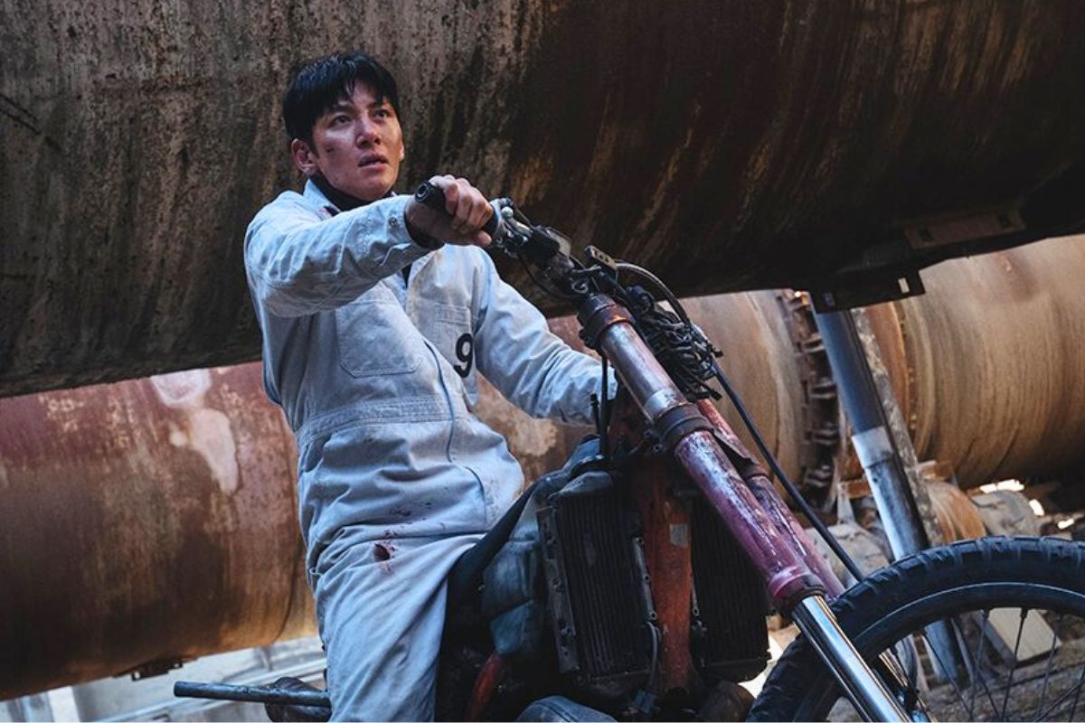 Ji Chang Wook vượt mặt Kim Yoo Jung, Lee Junho