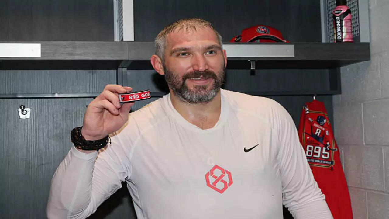 Is Alexander Ovechkin set to play against Los Angeles Kings tonight ...