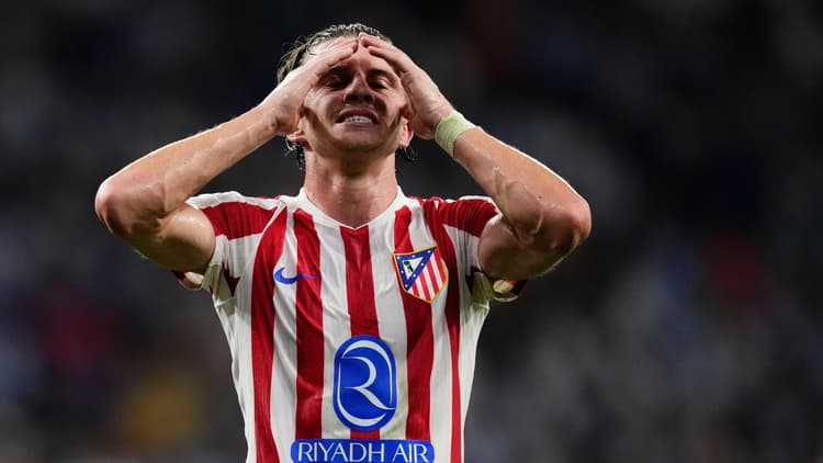 Man Utd receive Conor Gallagher update as timeline for potential deal ...