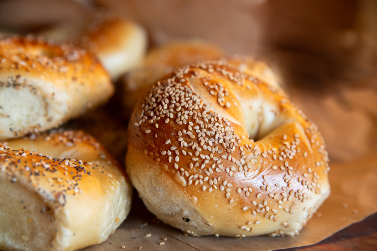 The Genius Bagel Trick We Wish We’d Known About Sooner