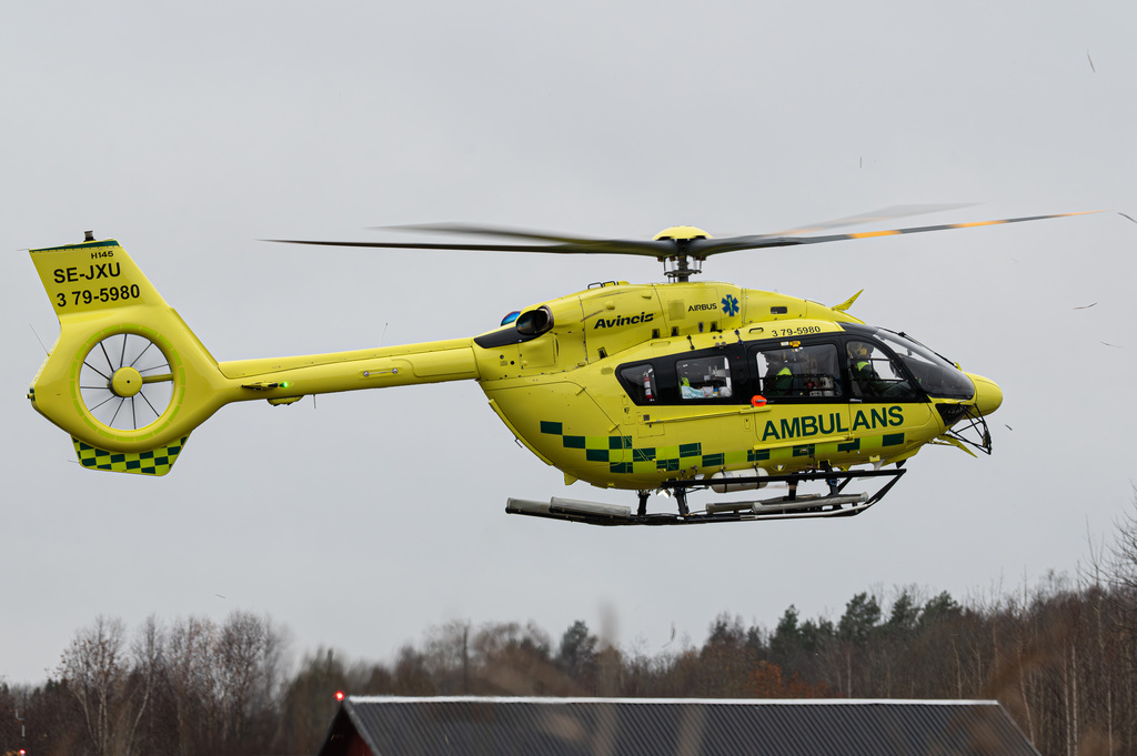 Person allvarligt skadad – påkörd av bil
