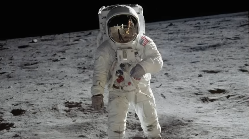 Real moon photos that drive conspiracy theorists crazy