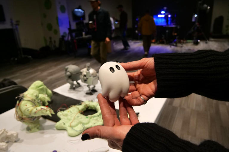 Amazon’s surprise indie hit: Kiro launches broadly in bid to reshape AI ...