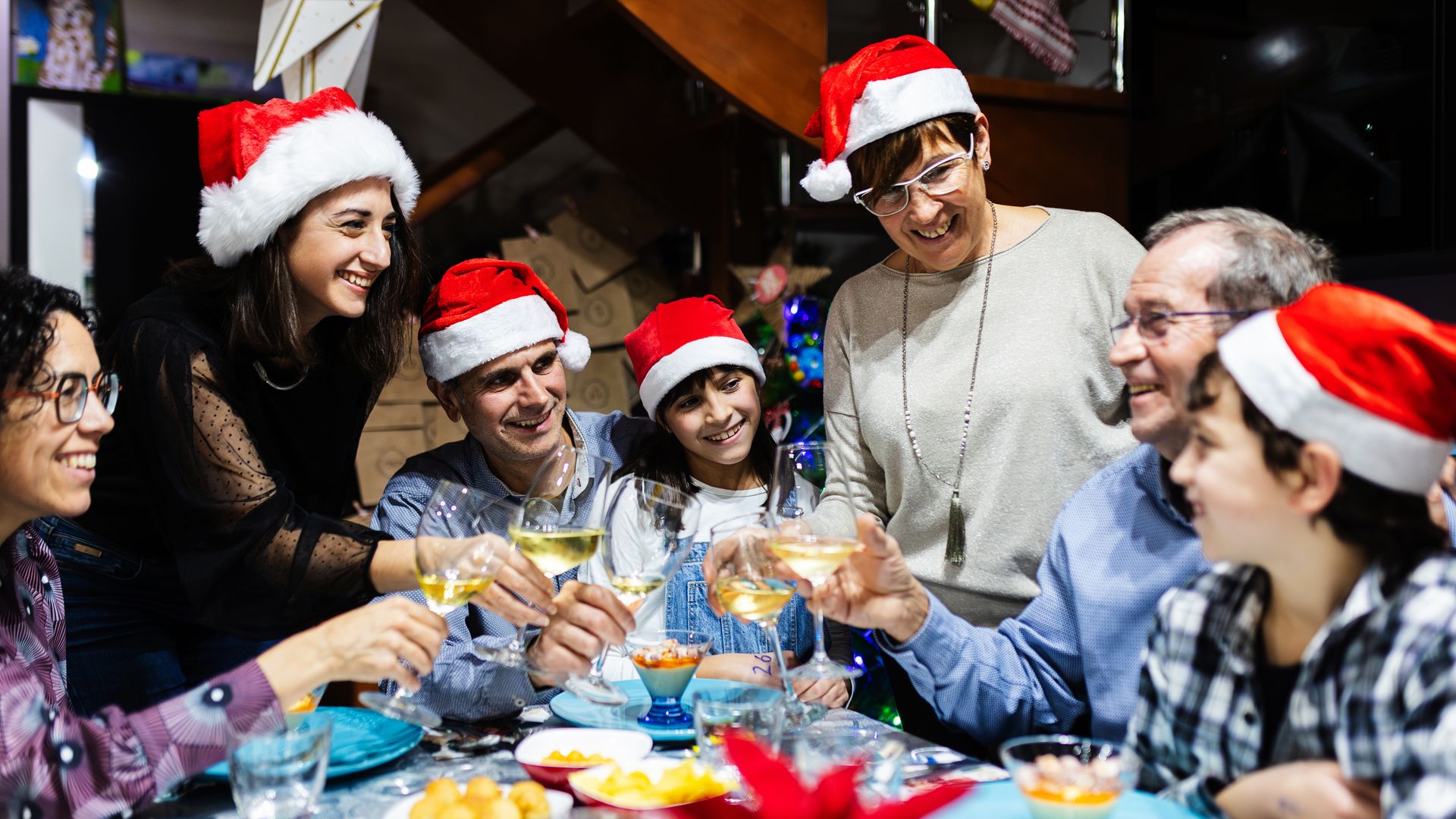 Adiós al estrés: dejamos la cena de Nochebuena en manos de 4 IA… y este ...