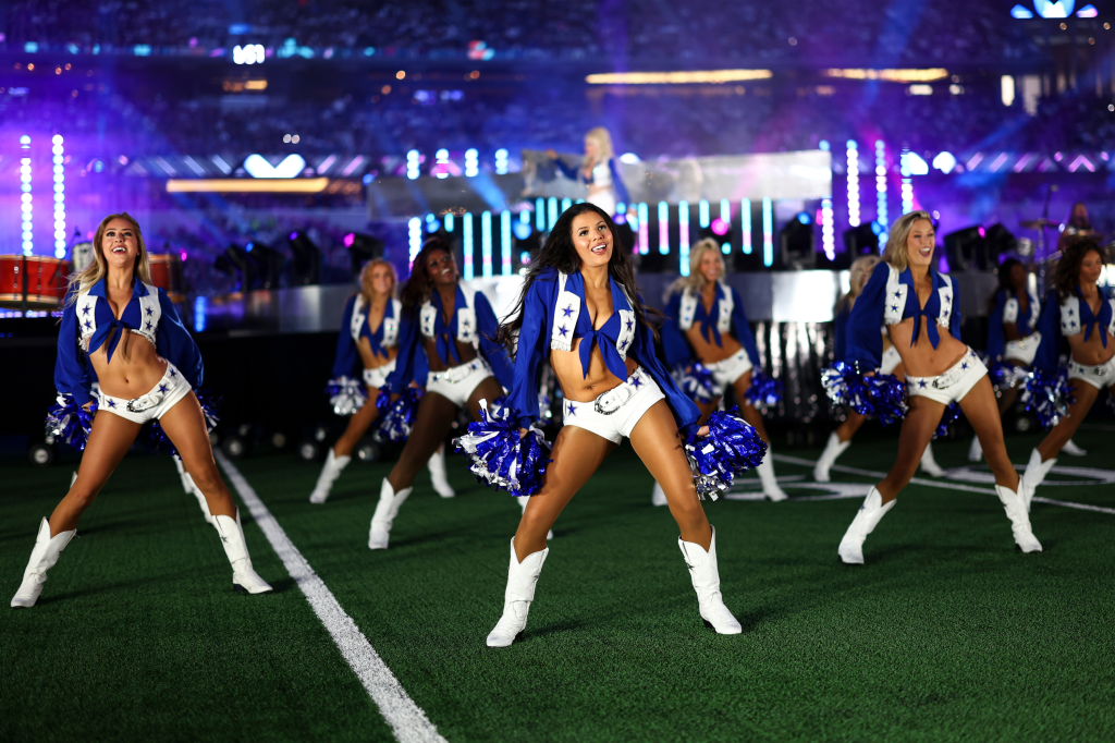 Thanksgiving halftime show 2025 performers: Full list