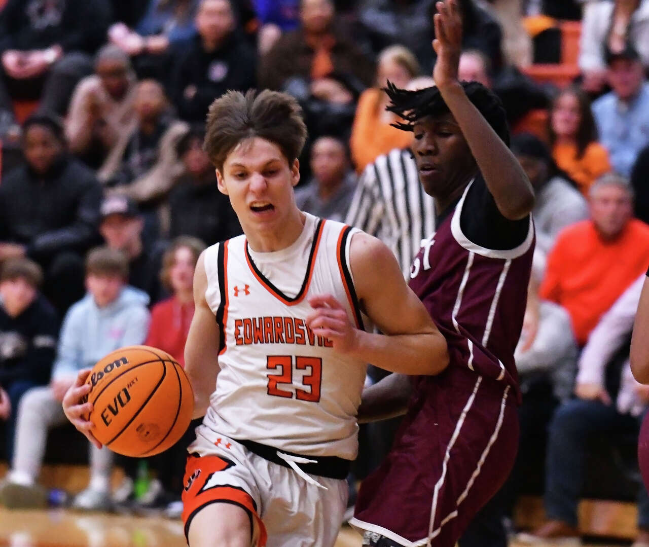 Edwardsville boys 'hit the ground running"